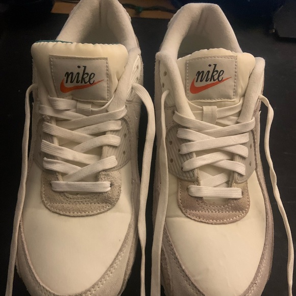 Nike | Shoes | Nike 9s First Use Cream Size 05 | Poshmark